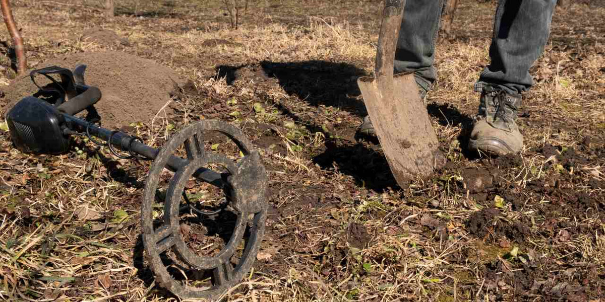 9 Different Types of Metal Detectors — Detector Power
