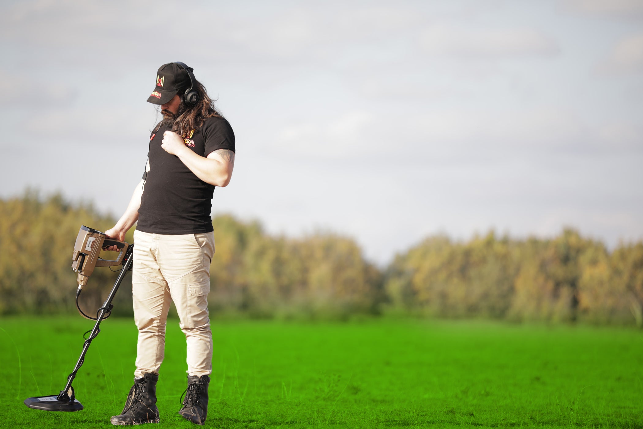 Mega Detection Viper Professional Metal Detector — Detector Power